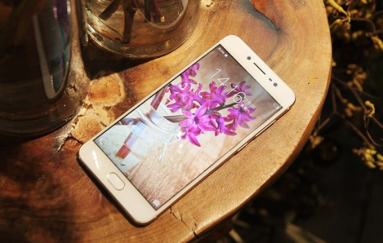 23日正式开售：大屏续航自拍旗舰vivo X7Plus_热点资讯_安兔兔